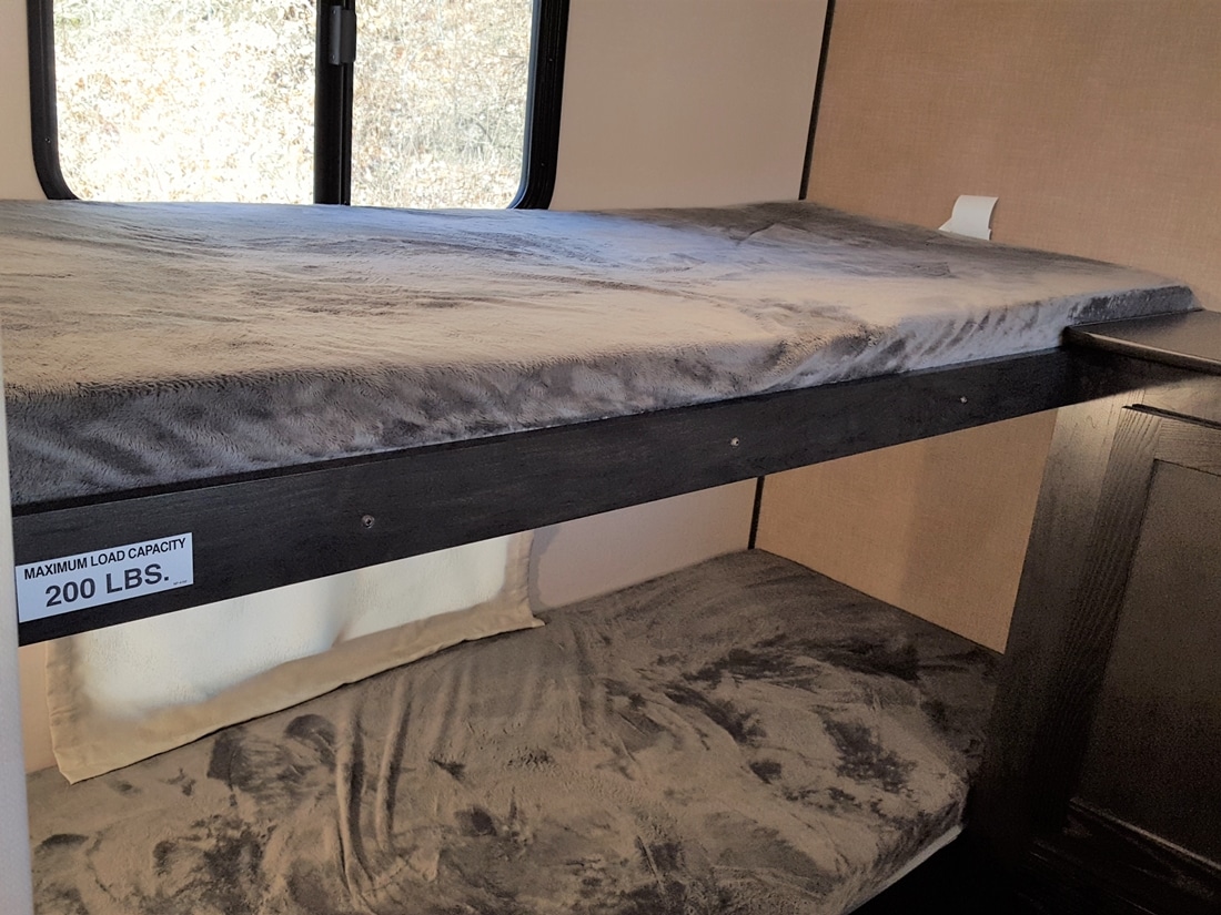 30′ Quad Bunk w/ Slide Travel Trailer | For Rental