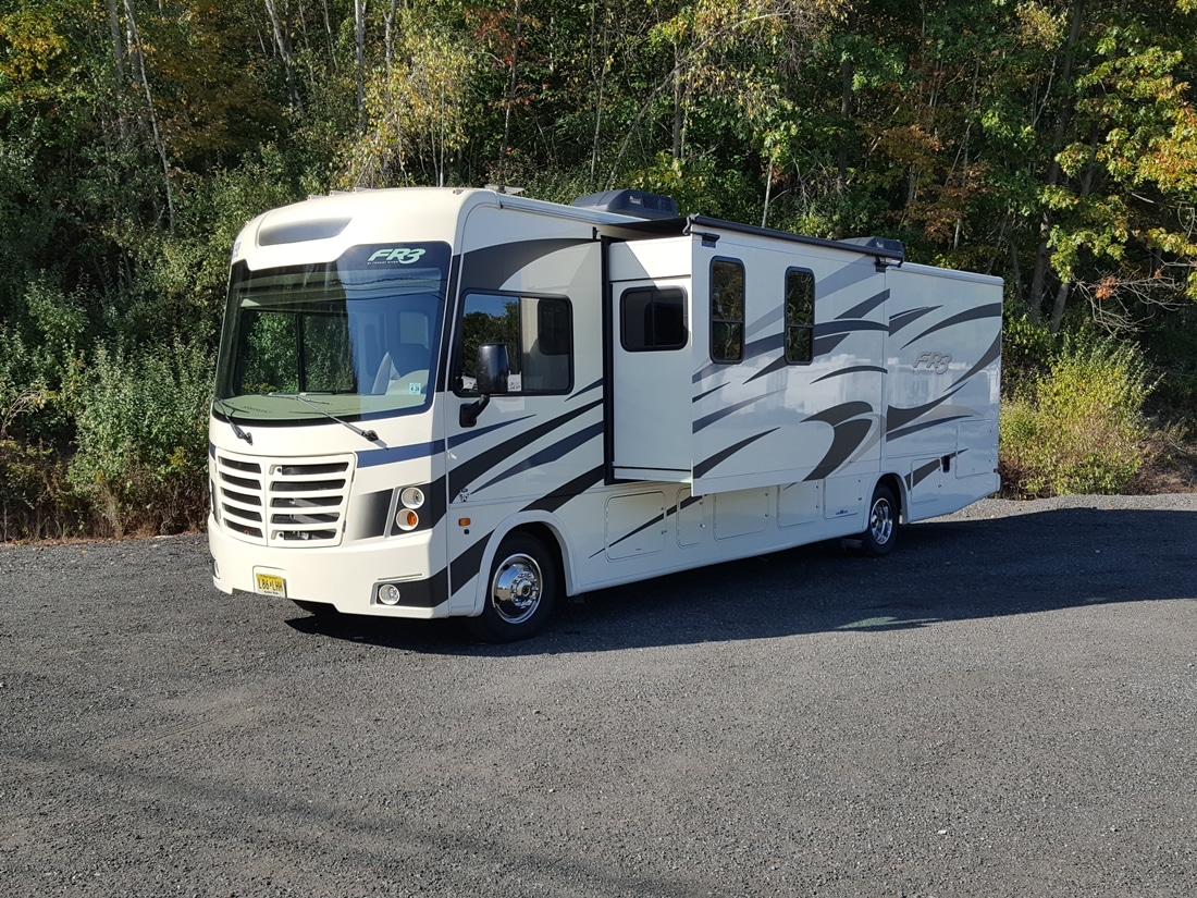 35′ Class A Motorhome | For Rental